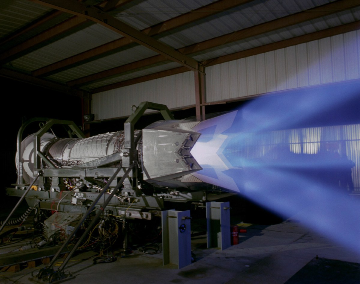 F-22 Thrust Vectoring at Work – The Tactical Air Network